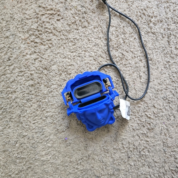 Versace | Cell Phones & Accessories | Versace Silicone Blue Airport ...